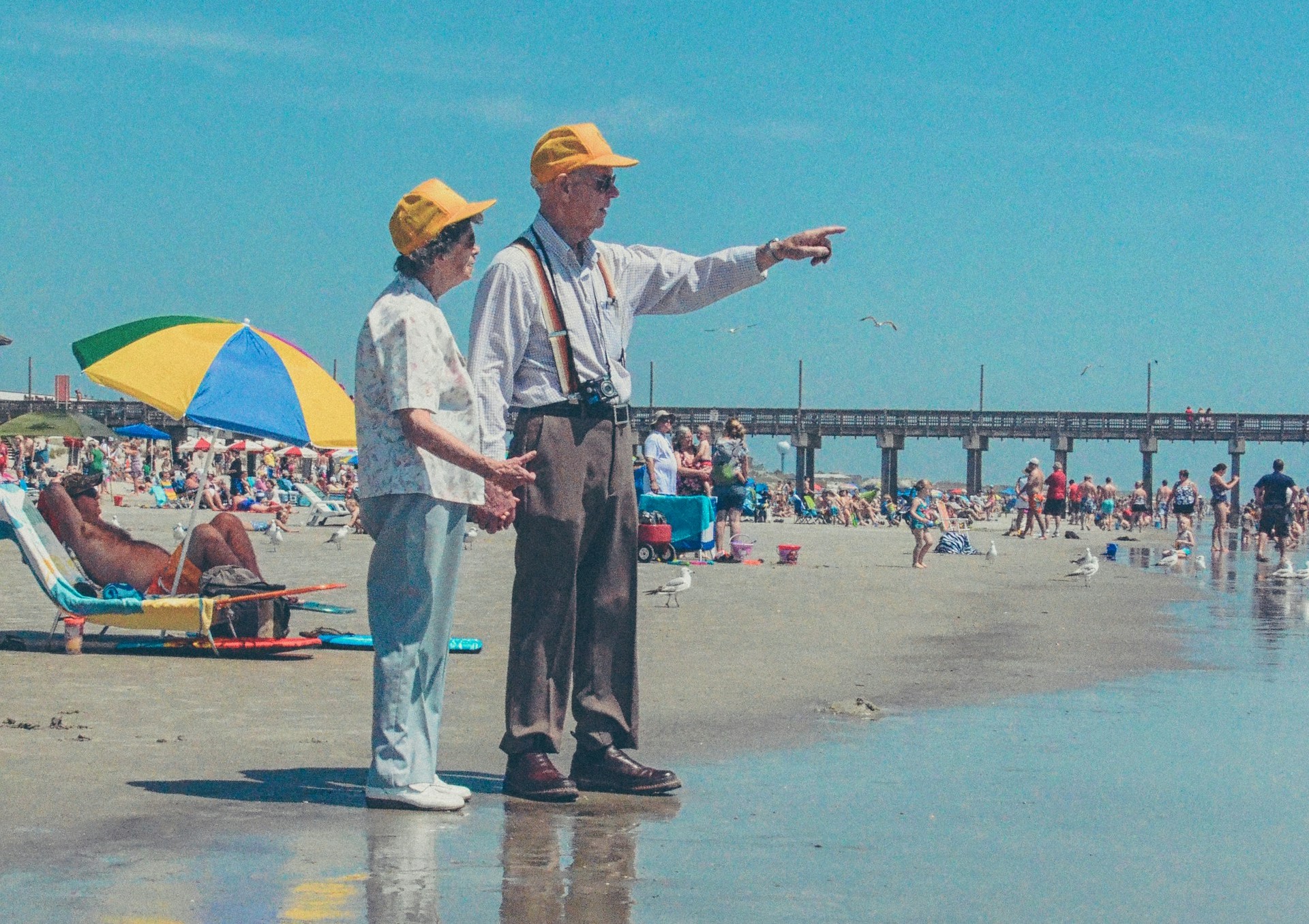 Travel while you are still healthy and active - ageingray